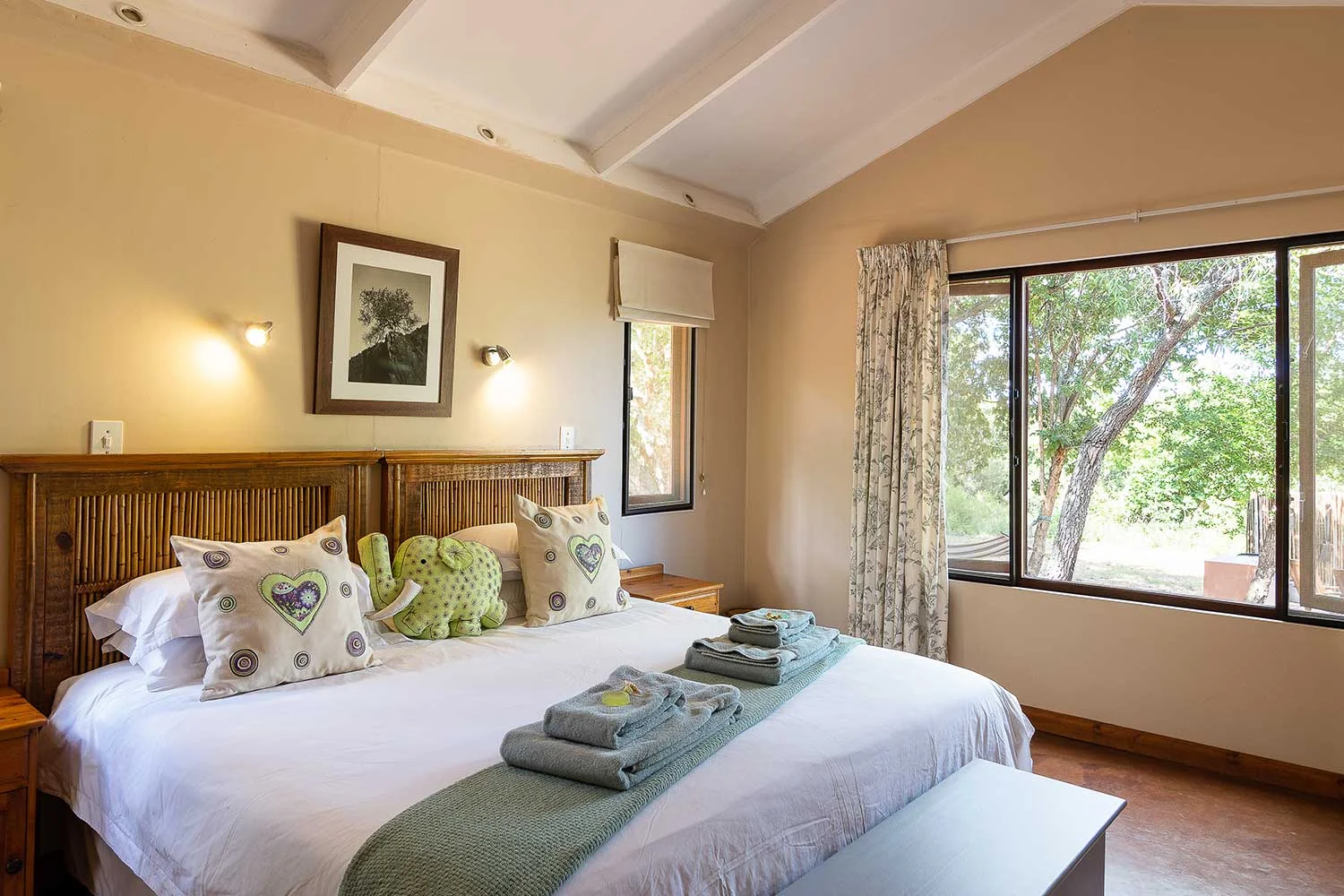 Lindani Game and Lodges - Pets24.co.za | Services Directory